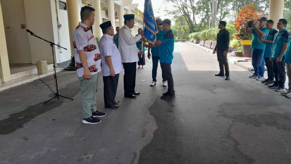 Pj Bupati Lepas Kontingen Porwada PWI Kobar – Kalteng Ekspres